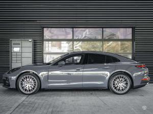 Grey Porsche Panamera 2026 in Vilnius, with an engine capacity of 2.89 L and mileage of 3 thousand km for 139911 €, photo 3 on AUTOMOTO.COM.LV