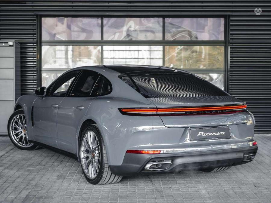 Grey Porsche Panamera 2026 in Vilnius, with an engine capacity of 2.89 L and mileage of 3 thousand km for 139911 €, photo 4 on AUTOMOTO.COM.LV