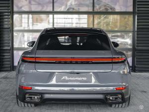 Grey Porsche Panamera 2026 in Vilnius, with an engine capacity of 2.89 L and mileage of 3 thousand km for 139911 €, photo 5 on AUTOMOTO.COM.LV