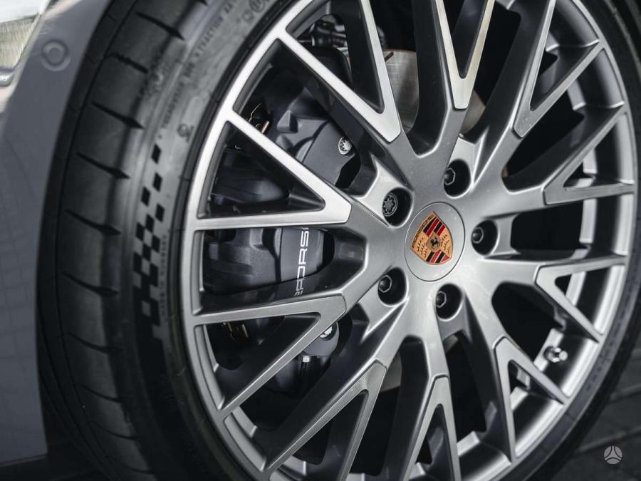 Grey Porsche Panamera 2026 in Vilnius, with an engine capacity of 2.89 L and mileage of 3 thousand km for 139911 €, photo 15 on AUTOMOTO.COM.LV