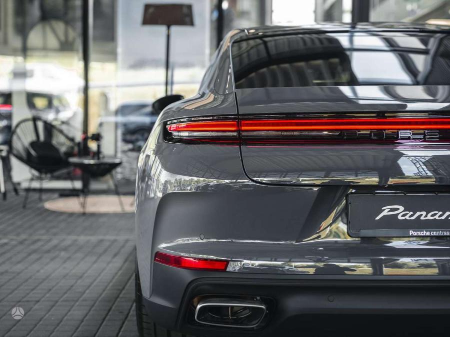 Grey Porsche Panamera 2026 in Vilnius, with an engine capacity of 2.89 L and mileage of 3 thousand km for 139911 €, photo 16 on AUTOMOTO.COM.LV