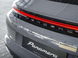 Grey Porsche Panamera 2026 in Vilnius, with an engine capacity of 2.89 L and mileage of 3 thousand km for 139911 €, photo 17 on AUTOMOTO.COM.LV