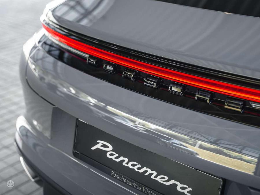 Grey Porsche Panamera 2026 in Vilnius, with an engine capacity of 2.89 L and mileage of 3 thousand km for 139911 €, photo 17 on AUTOMOTO.COM.LV