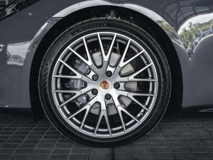 Grey Porsche Panamera 2026 in Vilnius, with an engine capacity of 2.89 L and mileage of 3 thousand km for 139911 €, photo 21 on AUTOMOTO.COM.LV