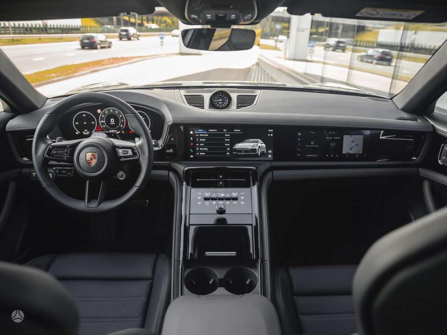Grey Porsche Panamera 2026 in Vilnius, with an engine capacity of 2.89 L and mileage of 3 thousand km for 139911 €, photo 27 on AUTOMOTO.COM.LV