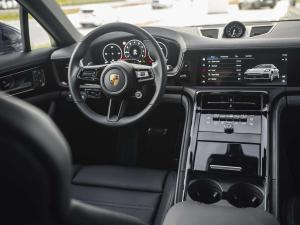 Grey Porsche Panamera 2026 in Vilnius, with an engine capacity of 2.89 L and mileage of 3 thousand km for 139911 €, photo 28 on AUTOMOTO.COM.LV