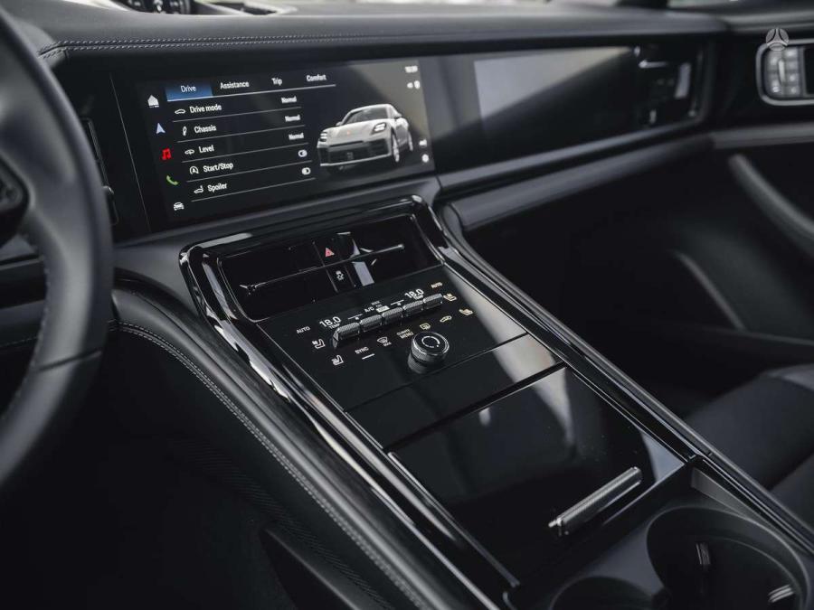 Grey Porsche Panamera 2026 in Vilnius, with an engine capacity of 2.89 L and mileage of 3 thousand km for 139911 €, photo 35 on AUTOMOTO.COM.LV