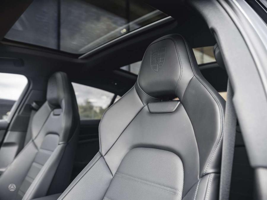 Grey Porsche Panamera 2026 in Vilnius, with an engine capacity of 2.89 L and mileage of 3 thousand km for 139911 €, photo 41 on AUTOMOTO.COM.LV