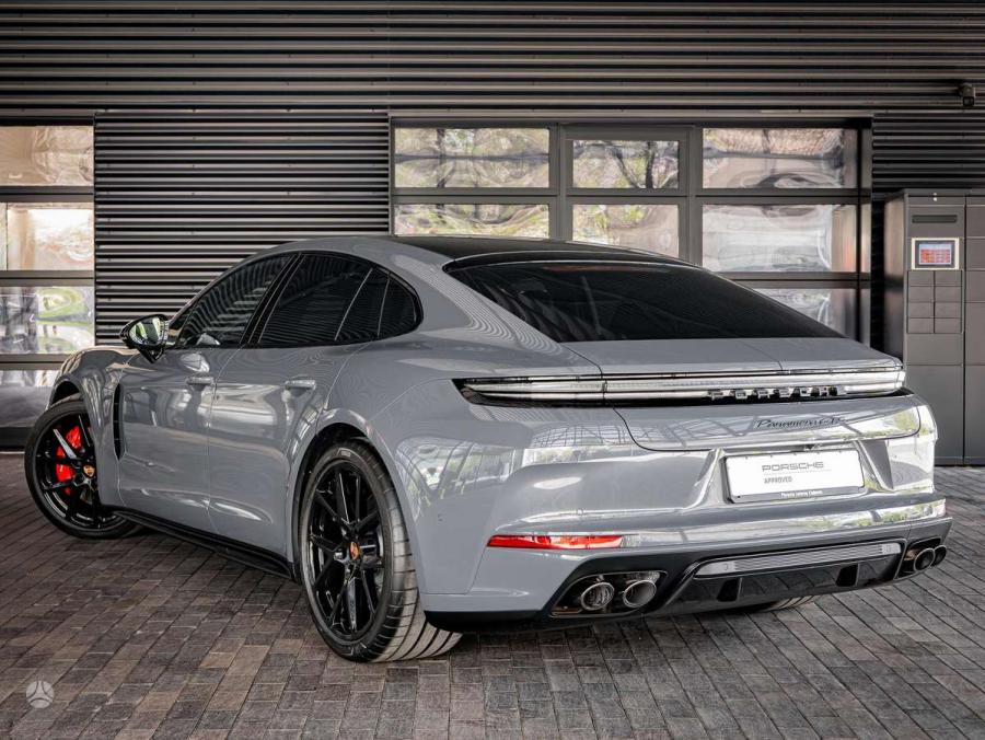Pelēks Porsche Panamera 2026 Klaipėda, ar dzinēja tilpumu 4.00 L un nobraukumu 10 tūkst. km par 179911 €, foto 4 vietnē AUTOMOTO.COM.LV