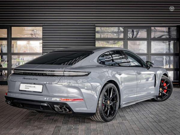 Pelēks Porsche Panamera 2026 Klaipėda, ar dzinēja tilpumu 4.00 L un nobraukumu 10 tūkst. km par 179911 €, foto 5 vietnē AUTOMOTO.COM.LV