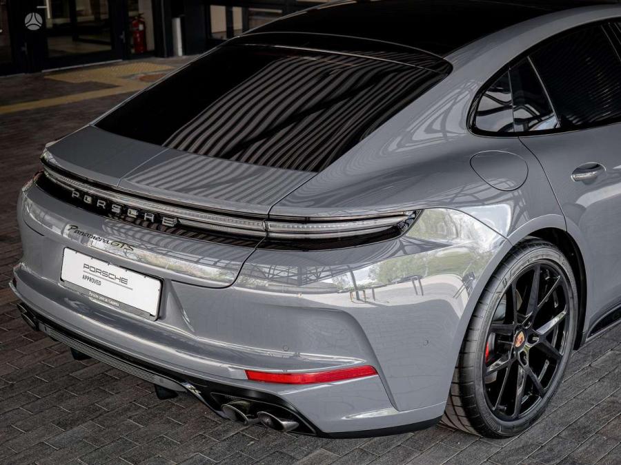 Pelēks Porsche Panamera 2026 Klaipėda, ar dzinēja tilpumu 4.00 L un nobraukumu 10 tūkst. km par 179911 €, foto 18 vietnē AUTOMOTO.COM.LV