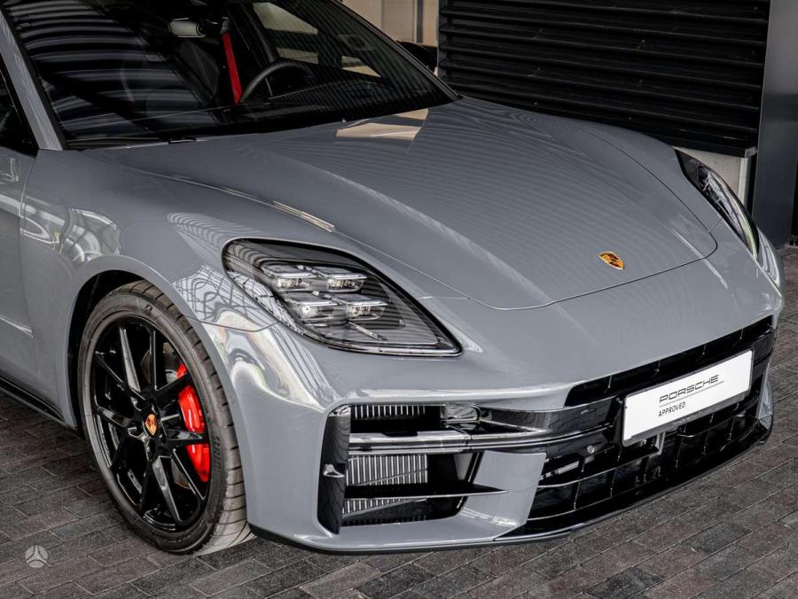 Pelēks Porsche Panamera 2026 Klaipėda, ar dzinēja tilpumu 4.00 L un nobraukumu 10 tūkst. km par 179911 €, foto 22 vietnē AUTOMOTO.COM.LV