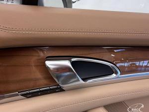Grey Porsche Panamera 2011 in Vilnius, with an engine capacity of 4.81 L and mileage of 204 thousand km for 16900 €, photo 12 on AUTOMOTO.COM.LV