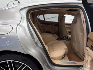 Grey Porsche Panamera 2011 in Vilnius, with an engine capacity of 4.81 L and mileage of 204 thousand km for 16900 €, photo 14 on AUTOMOTO.COM.LV