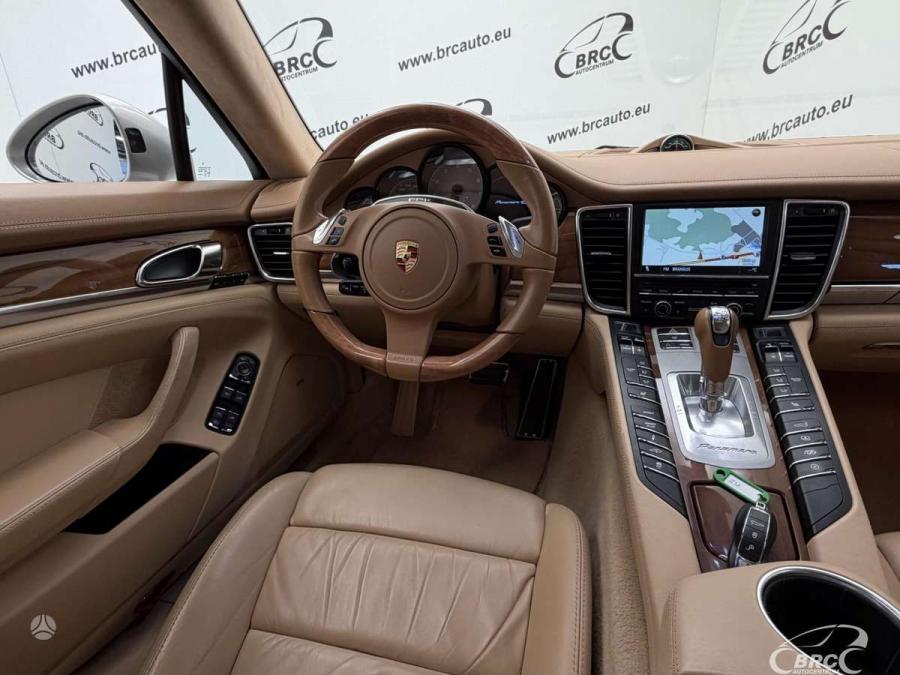 Grey Porsche Panamera 2011 in Vilnius, with an engine capacity of 4.81 L and mileage of 204 thousand km for 16900 €, photo 21 on AUTOMOTO.COM.LV