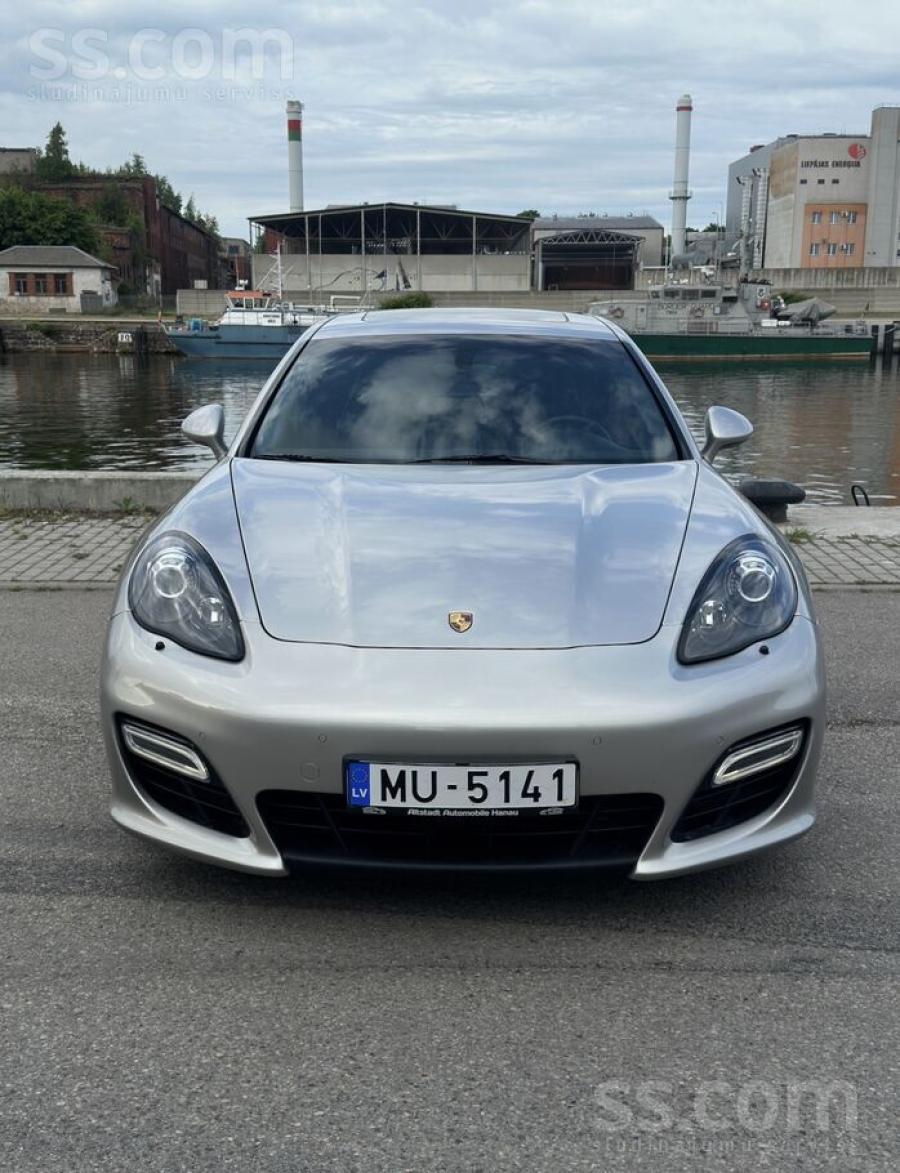 Pelēks Porsche Panamera 2012 Liepāja, ar dzinēja tilpumu 4.80 L un nobraukumu 152 tūkst. km par 32000 €, foto 3 vietnē AUTOMOTO.COM.LV