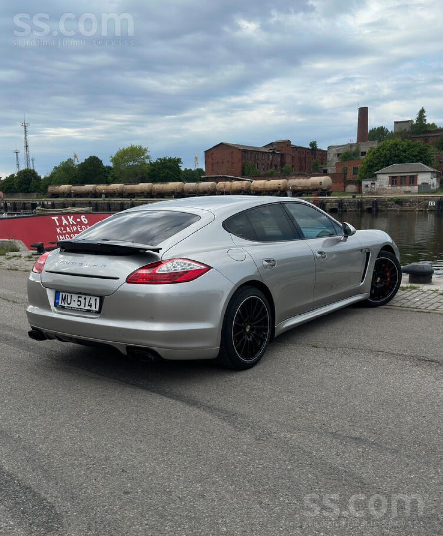 Pelēks Porsche Panamera 2012 Liepāja, ar dzinēja tilpumu 4.80 L un nobraukumu 152 tūkst. km par 32000 €, foto 9 vietnē AUTOMOTO.COM.LV