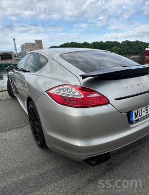 Pelēks Porsche Panamera 2012 Liepāja, ar dzinēja tilpumu 4.80 L un nobraukumu 152 tūkst. km par 32000 €, foto 11 vietnē AUTOMOTO.COM.LV