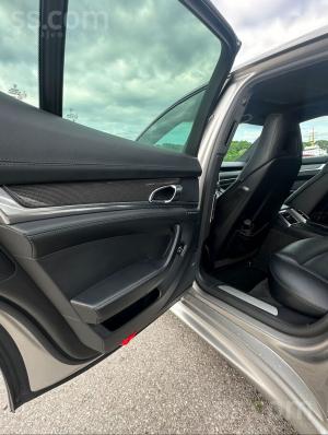 Pelēks Porsche Panamera 2012 Liepāja, ar dzinēja tilpumu 4.80 L un nobraukumu 152 tūkst. km par 32000 €, foto 15 vietnē AUTOMOTO.COM.LV