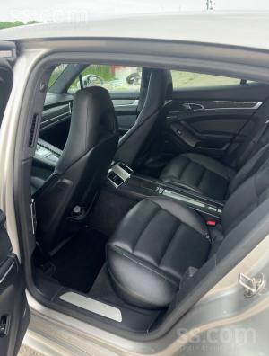 Pelēks Porsche Panamera 2012 Liepāja, ar dzinēja tilpumu 4.80 L un nobraukumu 152 tūkst. km par 32000 €, foto 16 vietnē AUTOMOTO.COM.LV
