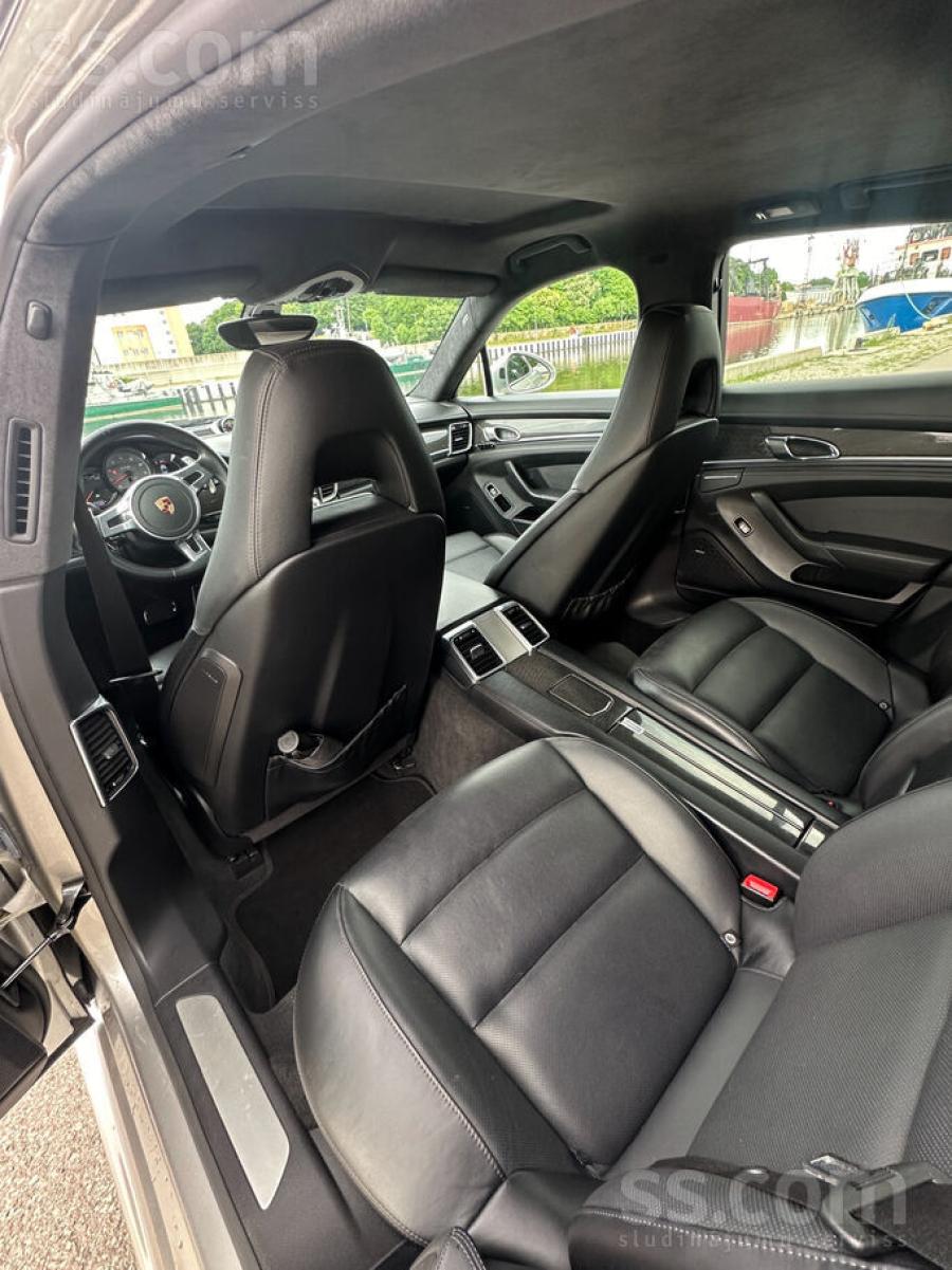 Pelēks Porsche Panamera 2012 Liepāja, ar dzinēja tilpumu 4.80 L un nobraukumu 152 tūkst. km par 32000 €, foto 17 vietnē AUTOMOTO.COM.LV
