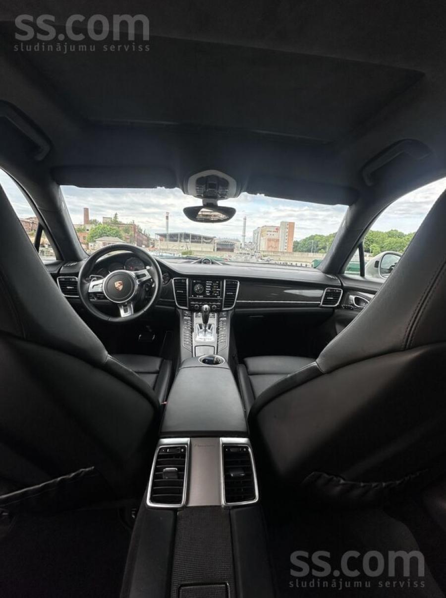 Pelēks Porsche Panamera 2012 Liepāja, ar dzinēja tilpumu 4.80 L un nobraukumu 152 tūkst. km par 32000 €, foto 19 vietnē AUTOMOTO.COM.LV