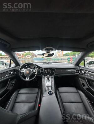 Pelēks Porsche Panamera 2012 Liepāja, ar dzinēja tilpumu 4.80 L un nobraukumu 152 tūkst. km par 32000 €, foto 20 vietnē AUTOMOTO.COM.LV