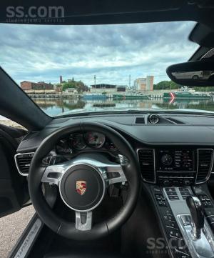 Pelēks Porsche Panamera 2012 Liepāja, ar dzinēja tilpumu 4.80 L un nobraukumu 152 tūkst. km par 32000 €, foto 25 vietnē AUTOMOTO.COM.LV
