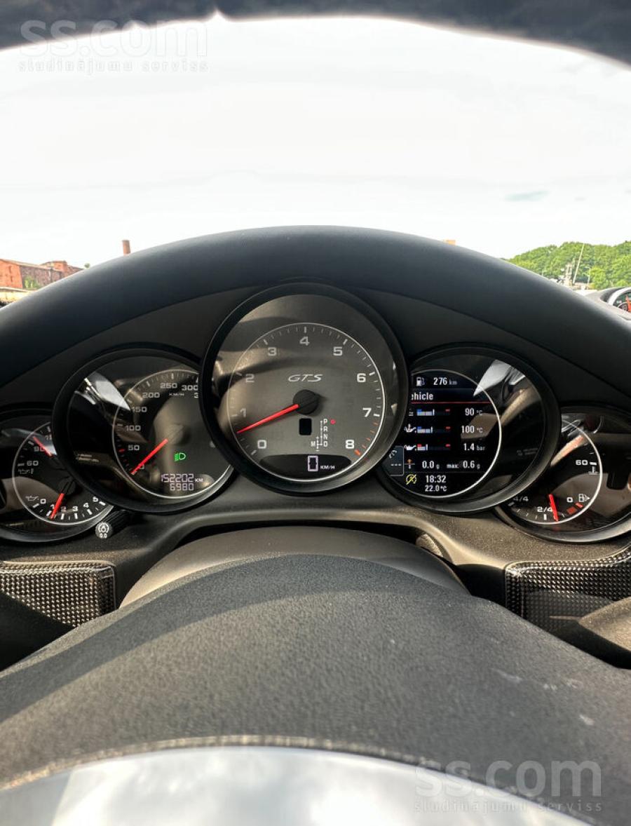 Pelēks Porsche Panamera 2012 Liepāja, ar dzinēja tilpumu 4.80 L un nobraukumu 152 tūkst. km par 32000 €, foto 28 vietnē AUTOMOTO.COM.LV