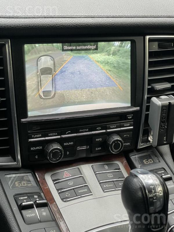 Pelēks Porsche Panamera 2012 Rīga, ar dzinēja tilpumu 3.60 L un nobraukumu 122 tūkst. km par 19000 €, foto 4 vietnē AUTOMOTO.COM.LV