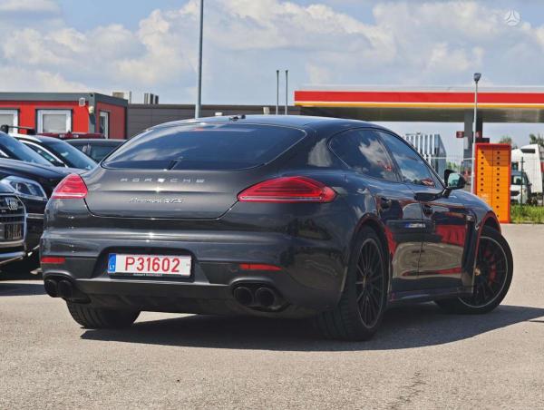 Grey Porsche Panamera 2014 in Vilnius, with an engine capacity of 4.80 L and mileage of 85 thousand km for 30299 €, photo 3 on AUTOMOTO.COM.LV