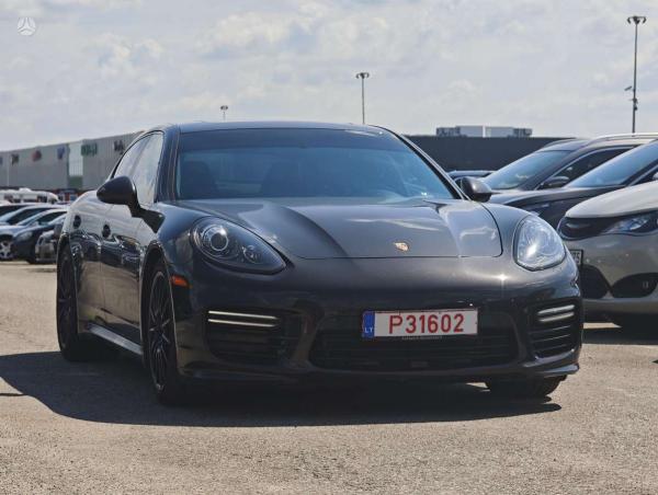 Grey Porsche Panamera 2014 in Vilnius, with an engine capacity of 4.80 L and mileage of 85 thousand km for 30299 €, photo 5 on AUTOMOTO.COM.LV