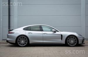 Grey Porsche Panamera 2017 in Riga, with an engine capacity of 3.00 L and mileage of 132 thousand km for 55500 €, photo 5 on AUTOMOTO.COM.LV