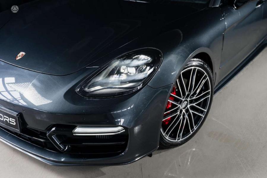 Pelēks Porsche Panamera 2017 Viļņa, ar dzinēja tilpumu 3.00 L un nobraukumu 71 tūkst. km par 49000 €, foto 20 vietnē AUTOMOTO.COM.LV
