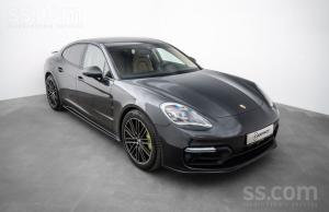 Pelēks Porsche Panamera 2017 Tallina, ar dzinēja tilpumu 2.90 L un nobraukumu 123 tūkst. km par 41899 €, foto 4 vietnē AUTOMOTO.COM.LV