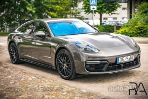 Grey Porsche Panamera 2017 in Riga, with an engine capacity of 4.00 L and mileage of 267 thousand km for 36990 €, photo 4 on AUTOMOTO.COM.LV