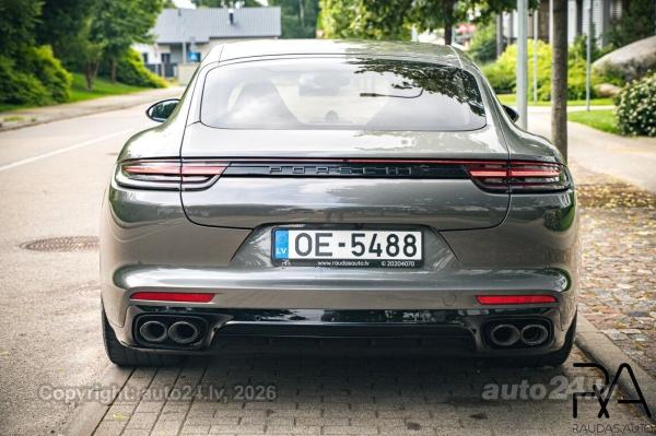 Pelēks Porsche Panamera 2017 Rīga, ar dzinēja tilpumu 4.00 L un nobraukumu 267 tūkst. km par 36990 €, foto 6 vietnē AUTOMOTO.COM.LV