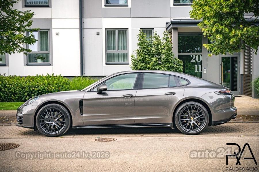 Grey Porsche Panamera 2017 in Riga, with an engine capacity of 4.00 L and mileage of 267 thousand km for 36990 €, photo 8 on AUTOMOTO.COM.LV