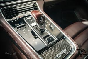 Grey Porsche Panamera 2017 in Riga, with an engine capacity of 4.00 L and mileage of 267 thousand km for 36990 €, photo 16 on AUTOMOTO.COM.LV