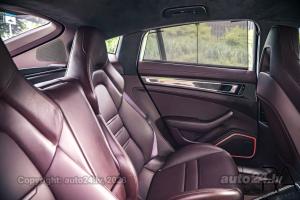 Grey Porsche Panamera 2017 in Riga, with an engine capacity of 4.00 L and mileage of 267 thousand km for 36990 €, photo 23 on AUTOMOTO.COM.LV