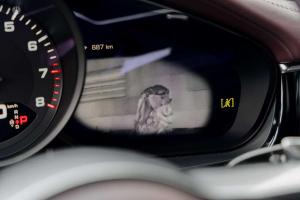 Grey Porsche Panamera 2017 in Vilnius, with an engine capacity of 3.00 L and mileage of 130 thousand km for 49500 €, photo 47 on AUTOMOTO.COM.LV
