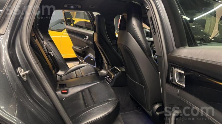 Pelēks Porsche Panamera 2018 Rīga, ar dzinēja tilpumu 2.90 L un nobraukumu 196 tūkst. km par 43500 €, foto 11 vietnē AUTOMOTO.COM.LV