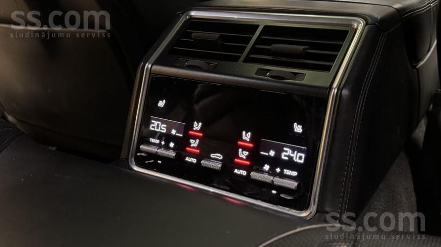 Pelēks Porsche Panamera 2018 Rīga, ar dzinēja tilpumu 2.90 L un nobraukumu 196 tūkst. km par 43500 €, foto 12 vietnē AUTOMOTO.COM.LV