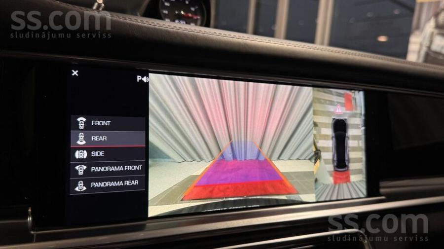 Pelēks Porsche Panamera 2018 Rīga, ar dzinēja tilpumu 2.90 L un nobraukumu 196 tūkst. km par 43500 €, foto 25 vietnē AUTOMOTO.COM.LV
