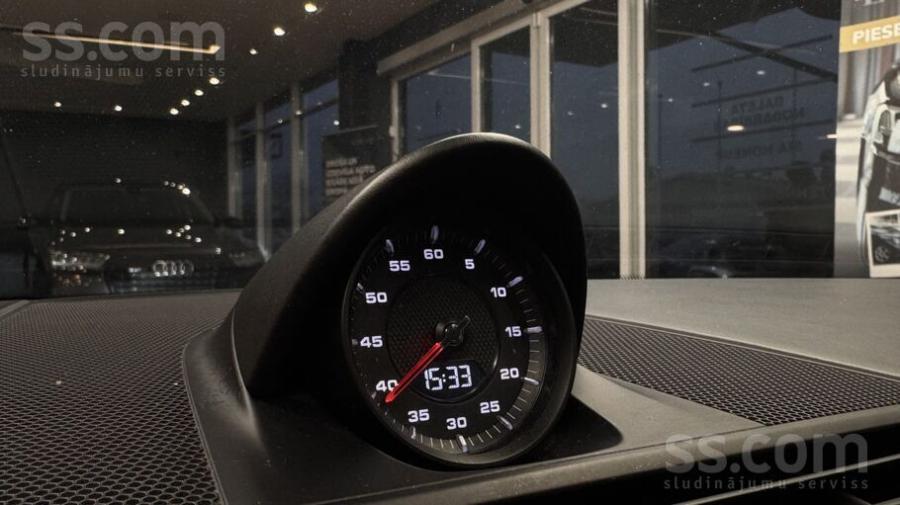 Pelēks Porsche Panamera 2018 Rīga, ar dzinēja tilpumu 2.90 L un nobraukumu 196 tūkst. km par 43500 €, foto 27 vietnē AUTOMOTO.COM.LV