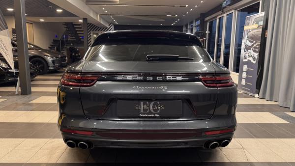 Grey Porsche Panamera 2018 in Riga, with an engine capacity of 2.90 L and mileage of 196 thousand km for 43500 €, photo 4 on AUTOMOTO.COM.LV