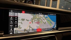 Pelēks Porsche Panamera 2018 Rīga, ar dzinēja tilpumu 2.90 L un nobraukumu 196 tūkst. km par 43500 €, foto 18 vietnē AUTOMOTO.COM.LV