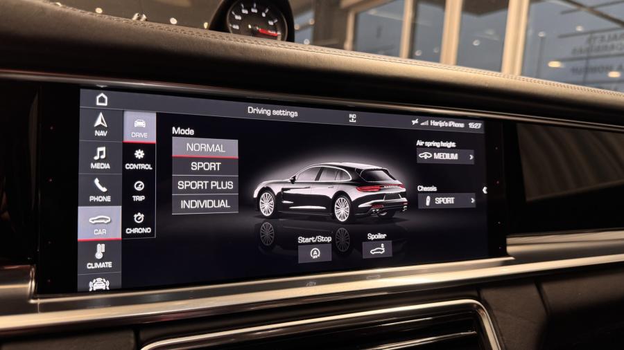 Pelēks Porsche Panamera 2018 Rīga, ar dzinēja tilpumu 2.90 L un nobraukumu 196 tūkst. km par 43500 €, foto 19 vietnē AUTOMOTO.COM.LV