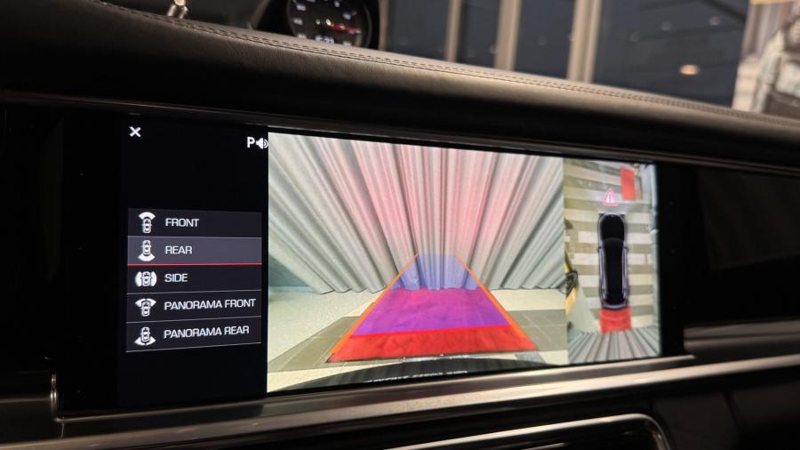 Pelēks Porsche Panamera 2018 Rīga, ar dzinēja tilpumu 2.90 L un nobraukumu 196 tūkst. km par 43500 €, foto 24 vietnē AUTOMOTO.COM.LV
