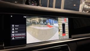 Pelēks Porsche Panamera 2018 Rīga, ar dzinēja tilpumu 2.90 L un nobraukumu 196 tūkst. km par 43500 €, foto 25 vietnē AUTOMOTO.COM.LV